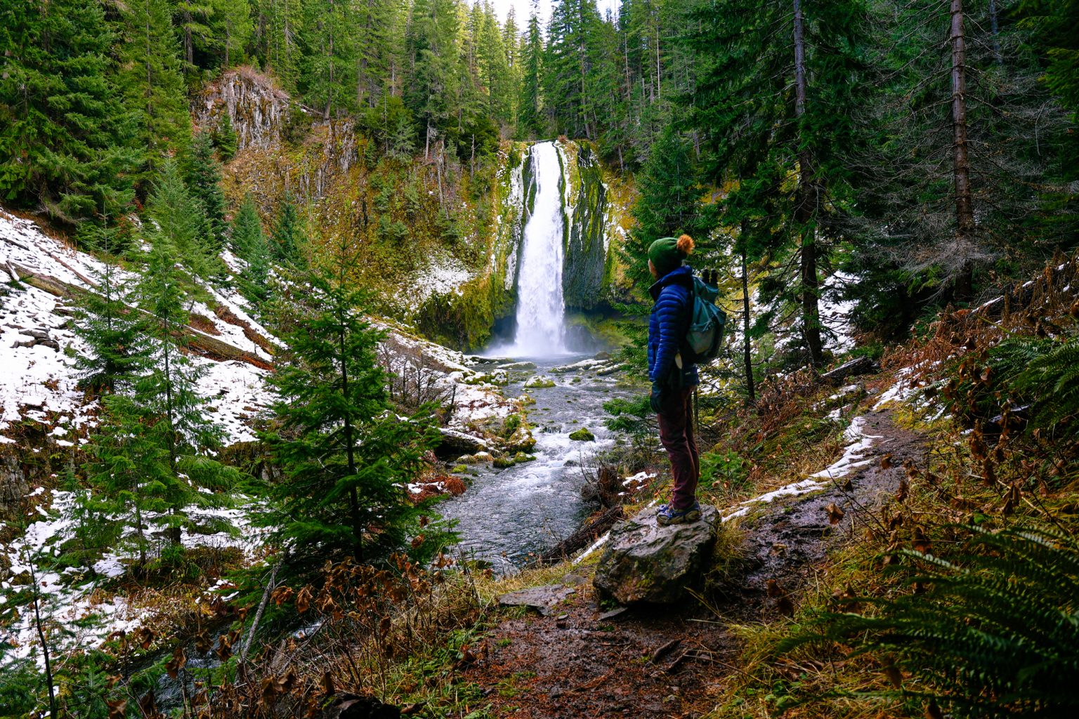 Ultimate guide to Oregon's Highway of Waterfalls - Gwyn and Ami