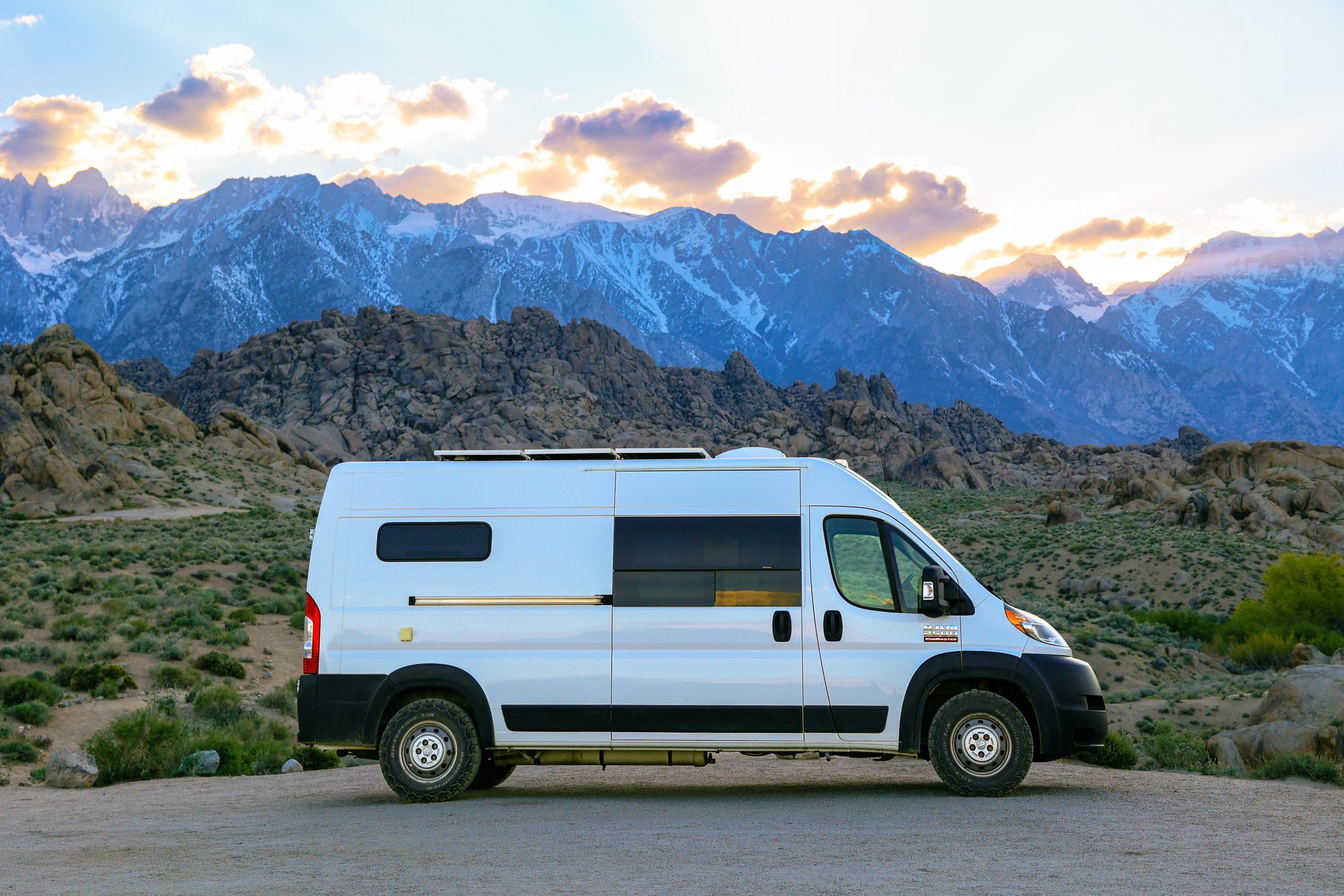 Truck campers vs. camper vans - what’s better? - Gwyn and Ami