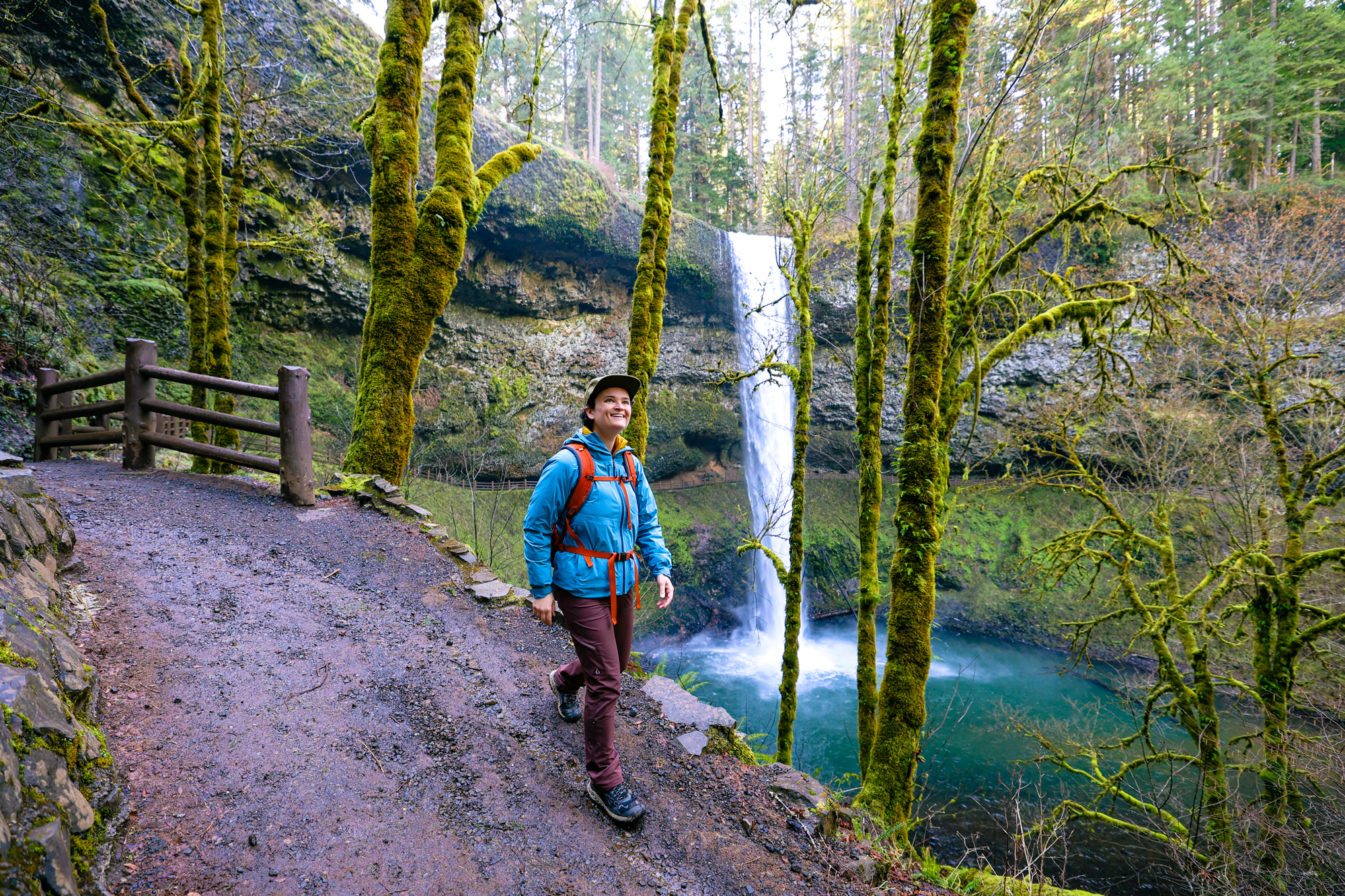Guide to hiking the Trail of Ten Falls in Silver Falls State Park ...