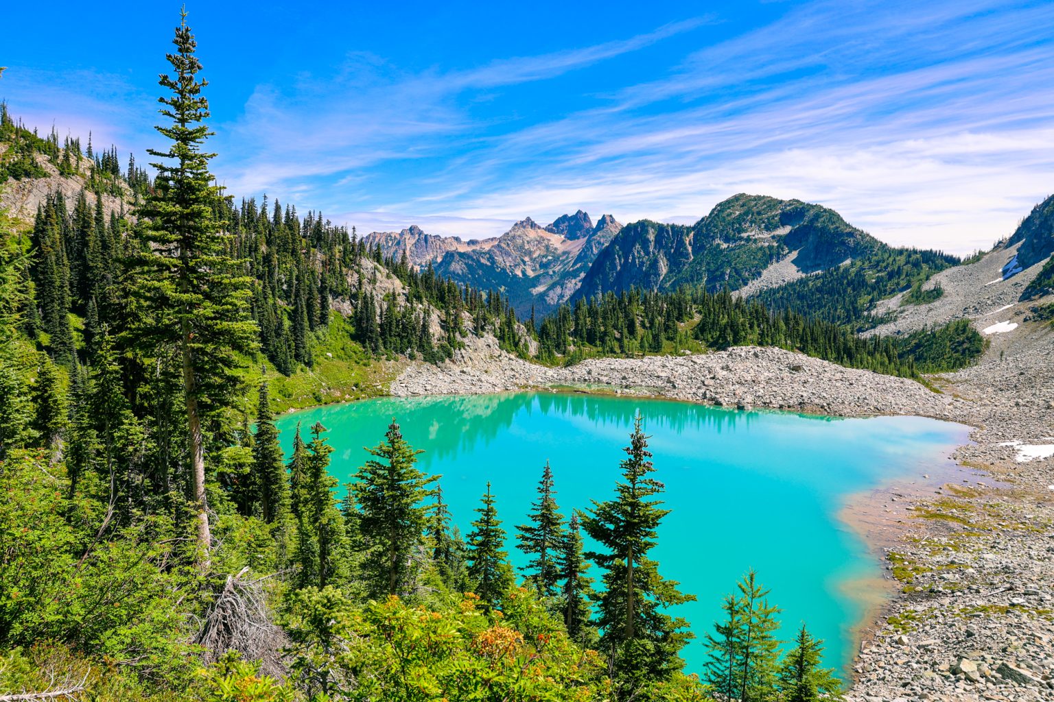 Guide to backpacking at Wing Lake in the North Cascades - Gwyn and Ami