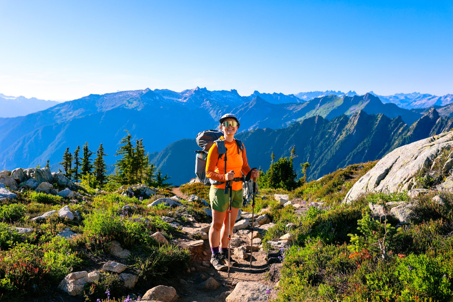 Guide to backpacking Hidden Lake Lookout in North Cascades - Gwyn and Ami