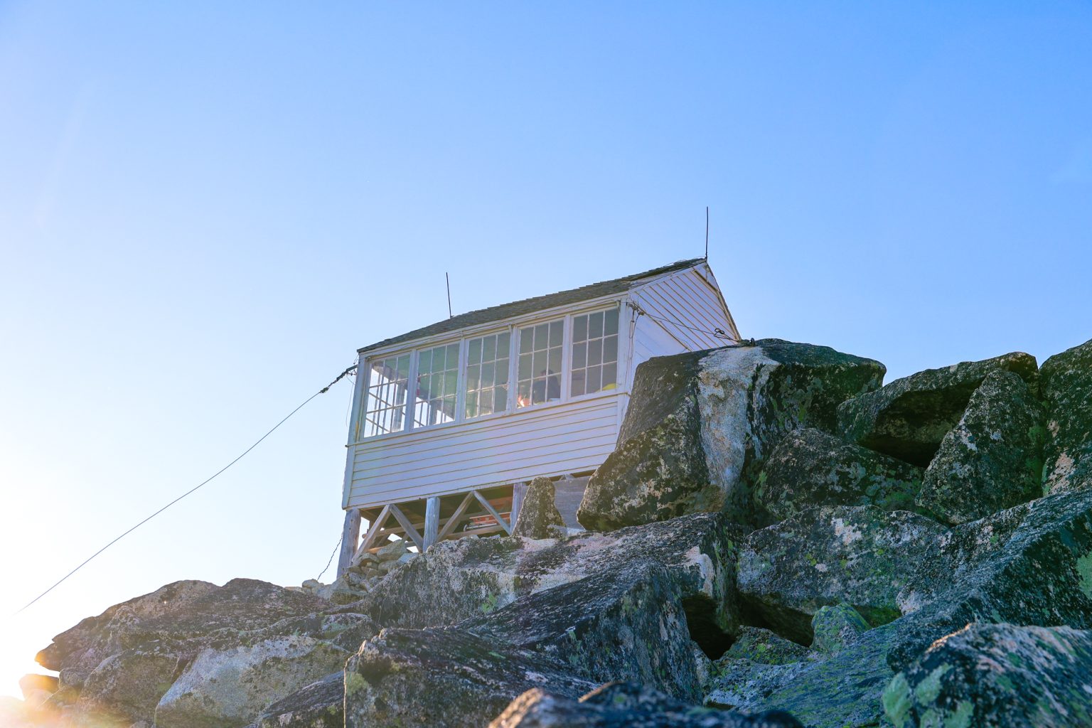 Guide to backpacking Hidden Lake Lookout in North Cascades - Gwyn and Ami