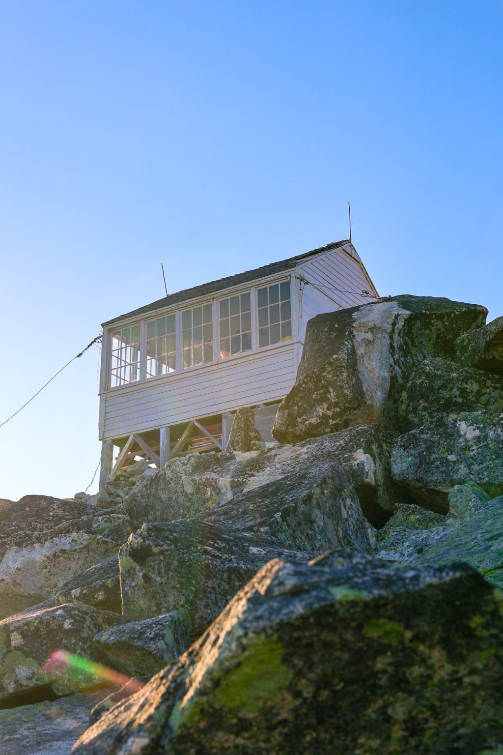 Guide to backpacking Hidden Lake Lookout in North Cascades - Gwyn and Ami