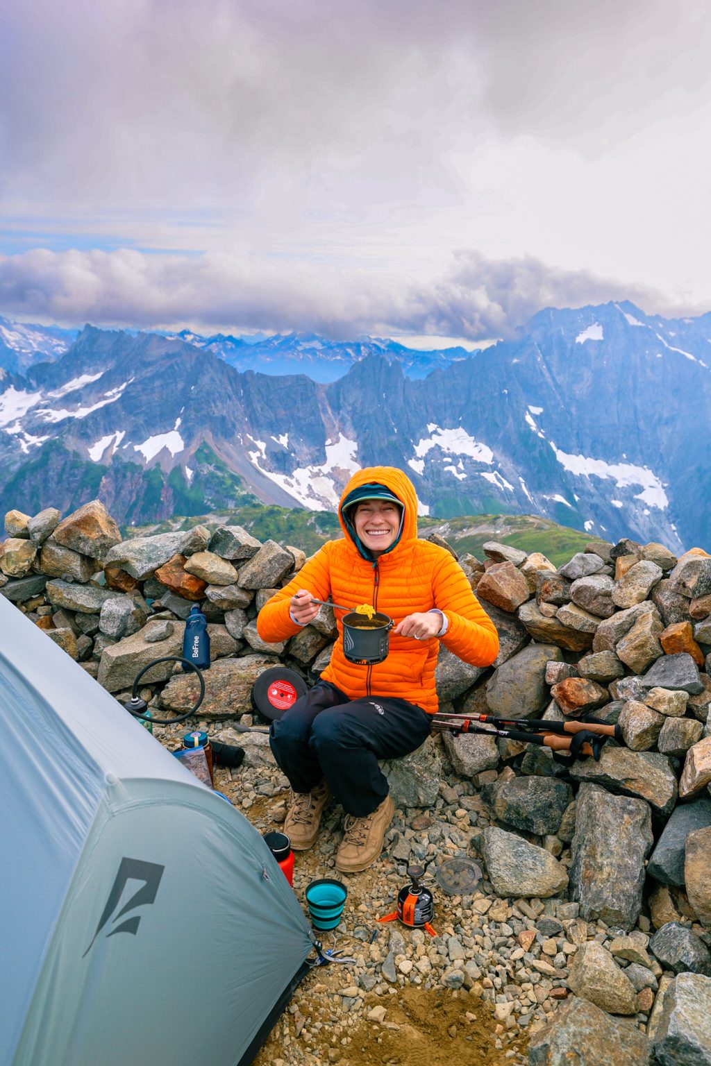 Guide to backpacking at Sahale Glacier Camp - Gwyn and Ami